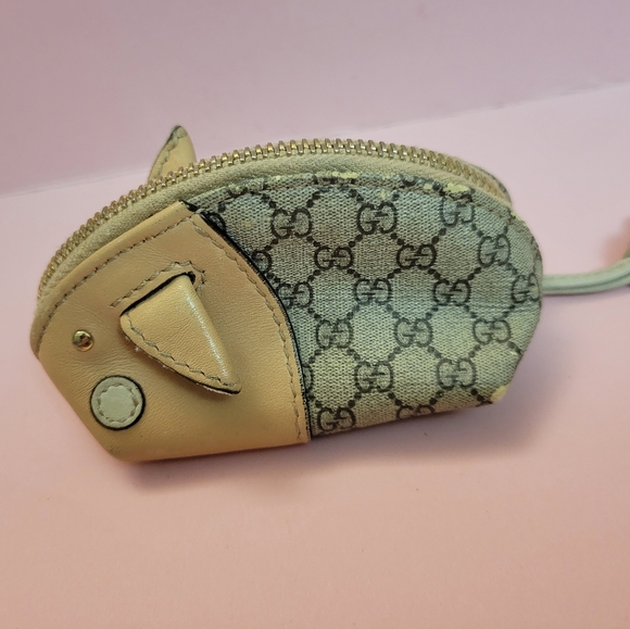 Gucci | Bags | Gucci Gg Supreme Small Pig Coin Purse | Poshmark